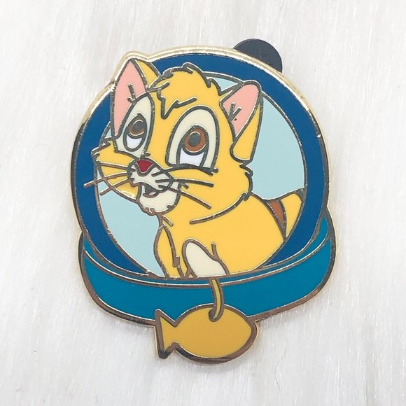Disney | Jewelry | 525 Disneyoliver Company Collar Pin | Poshmark